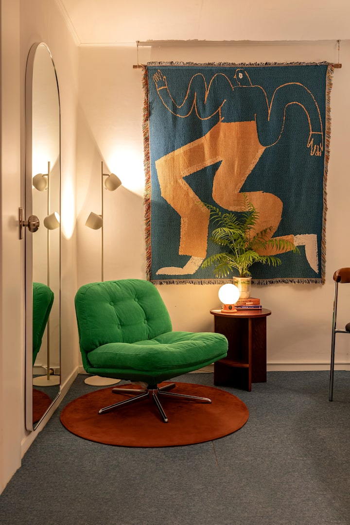 House Mocca_연트럴파크 4분, 홍대입구역 8분 (도보) - Seul