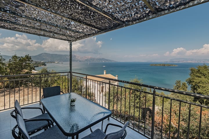 The Iconic Sea View Cottage - Corfu