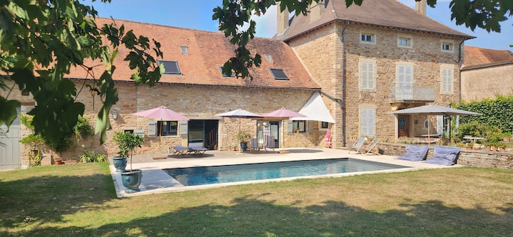 Gîte Pour 7 Personnes, 3 Chambres. - Tournus