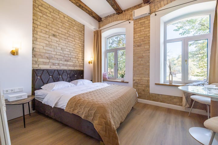 ᴄᴏʜᴏSᴛ I New Stylish & Bright @Old Tow + A/c #21 - Vilnius