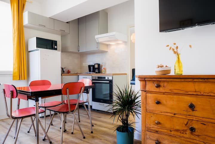 Logement Zen 2 éToiles, Chambre, Terrasse & Jardin - Rochefort, France