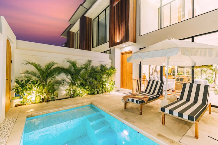 1br Black Vibe Pool Villa, 8" To Batu Bolong Beach - Canggu