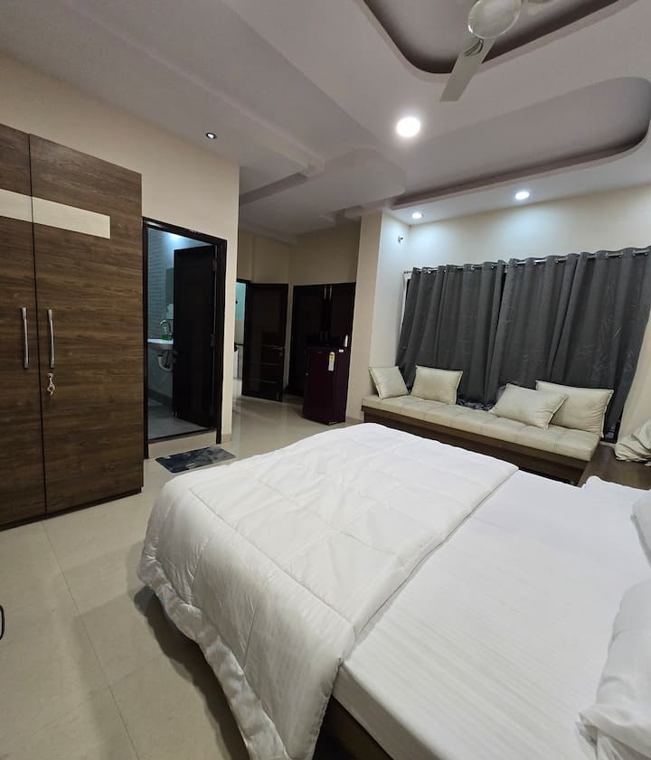 Satyabhama Homestay-ruby-one Rk - Indore