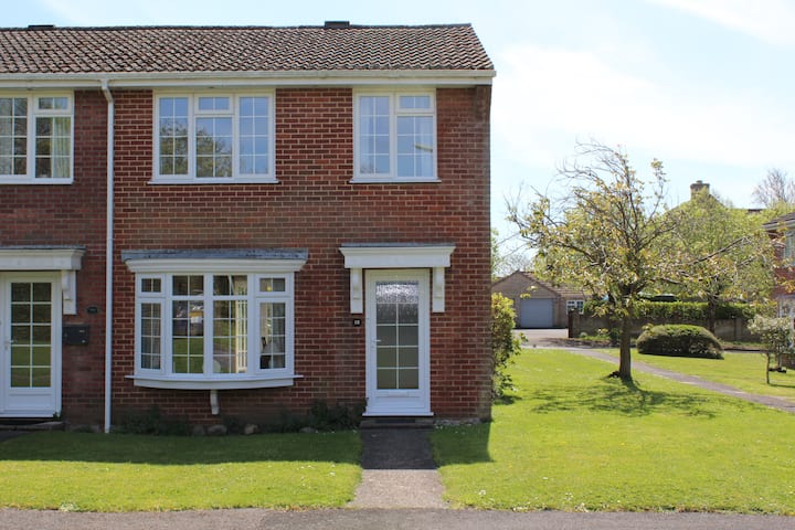 12 Windmill Cottage - Milford on Sea