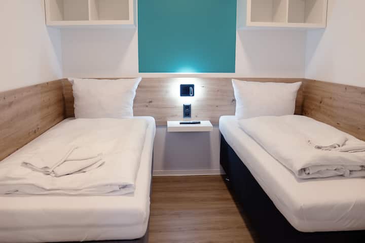 Hive Apartments - An Der B6 Giesen Für 3 Personen - Hildesheim