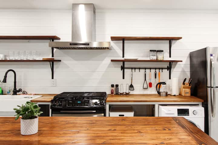 Tsawwassen 3 Bedroom Upper Suite - Tsawwassen