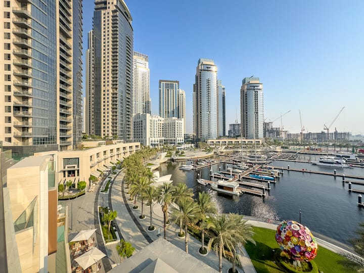 Luxury 2br Creek Harbour,  Pool, Gym, Walk2dining - Dubai
