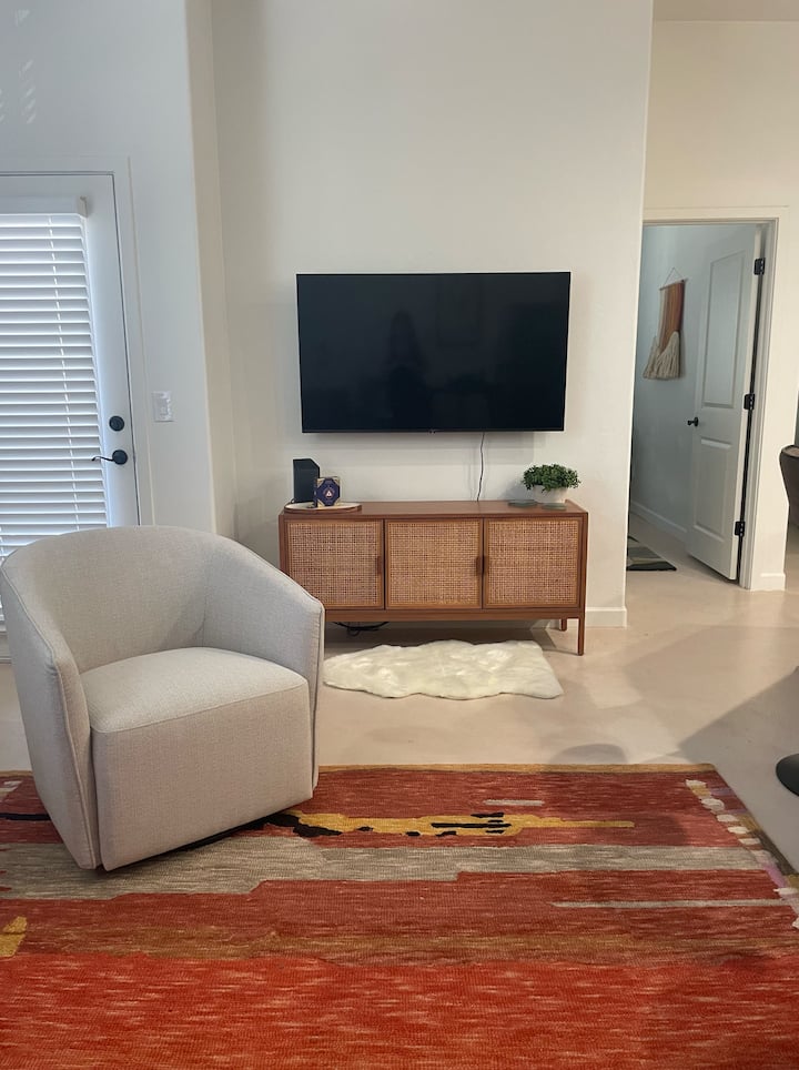 Quiet Condo Steps To Vibrant Plaza - Tucson, AZ