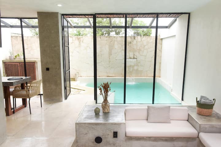 Residence In Cancun With Private Pool & 6 Bedrooms - Cancún