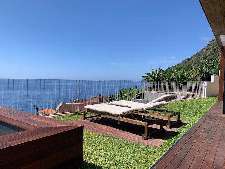 Sunny Oasis - Ribeira Brava