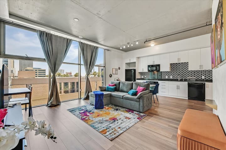 Chic Arts District Condo - Las Vegas, NV