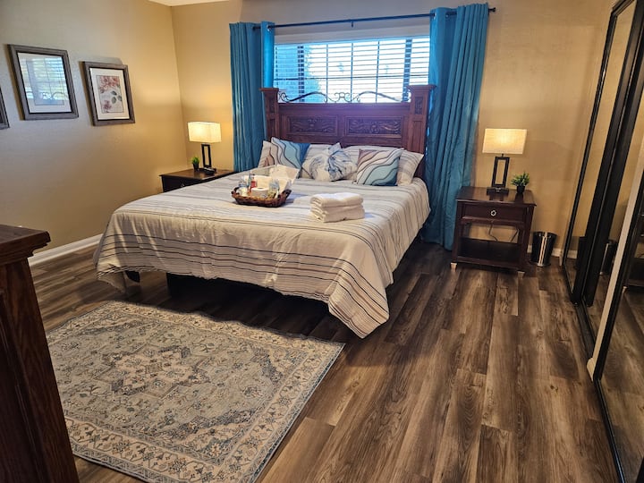 The Haven: Master Suite - Riverside, CA
