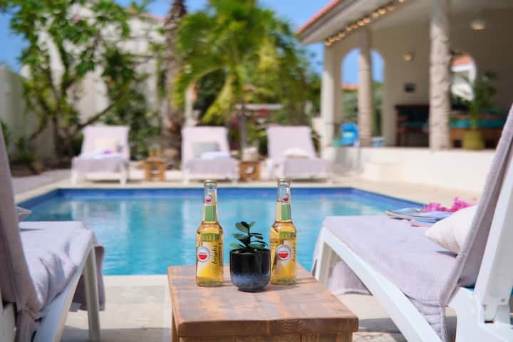 Luxurious 3br Villa With Pool & Hot Tub In Noord - Aruba