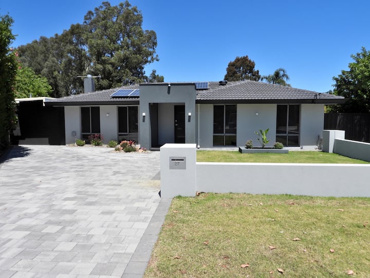 Deluxe Family Home In Perth - John Forrest National Park