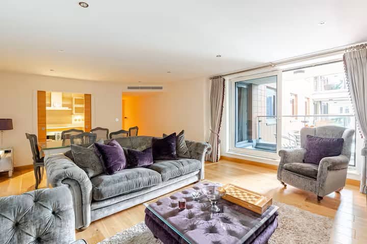 Chelsea Riverfront | Elegant 2br+balcony >1000sqf - Fulham