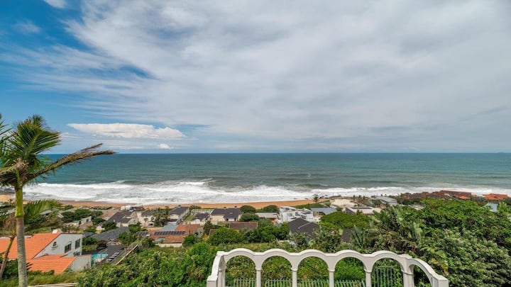 Villa Bel Fiori - 6 Bedroom Villa - Dolphin Coast