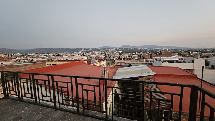 [2] Spacious Loft, Steps Away From The Cathedral! - Morelia