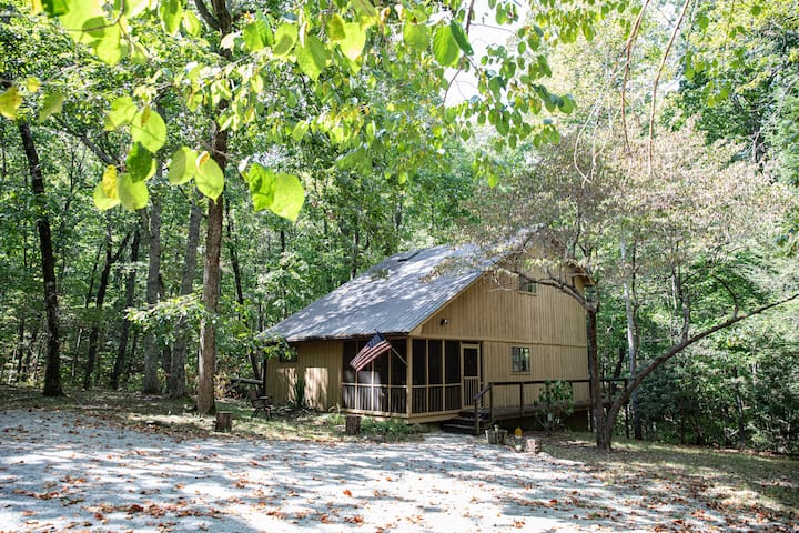 Cozy Cabin In Clifftops Near Sewanee - Sewanee, TN