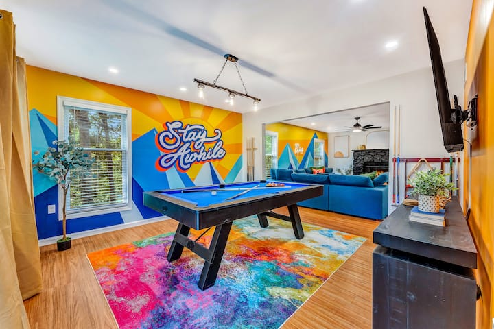 Pocono Dream House | Heated Pool, Fire Pit, Games! - Tannersville, PA