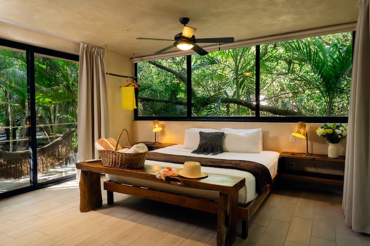 Bright Room With King Bed,a Few Steps From The Sea - Riviera Maya