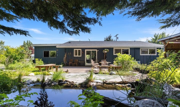 4 Br Modern Deluxe  Lummi Bay Home-beach Access - Orcas Island, WA