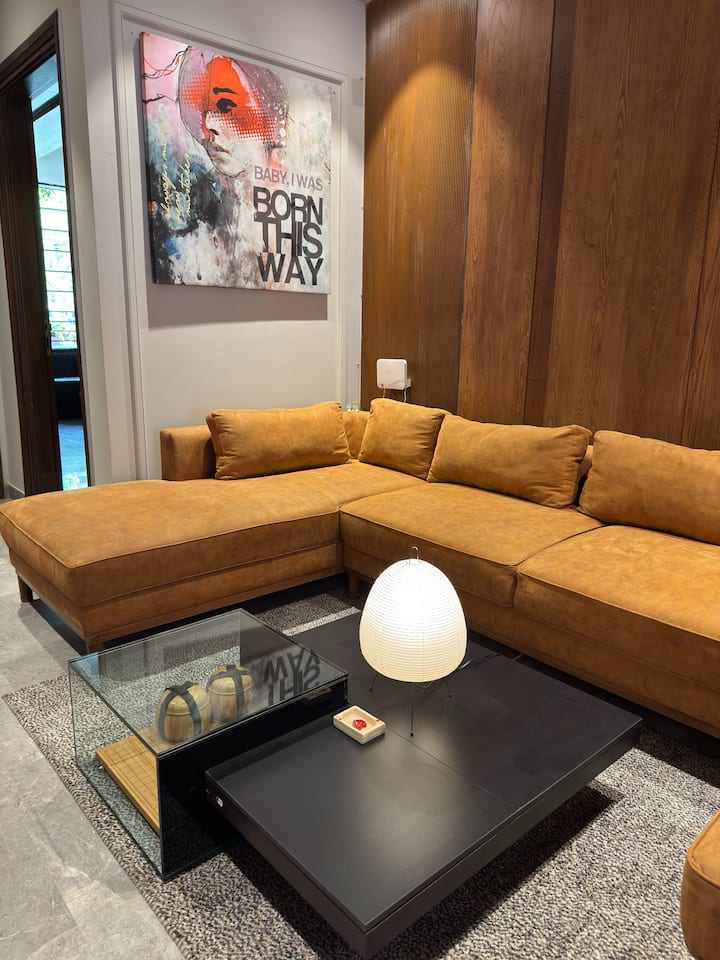 Stylist & Modern Luxury 4br Apartment | Arjun Marg - Gurugram