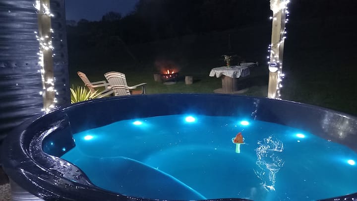 Romantic Hot Tub Railway Wagon, Edge Of Cotswolds - Evesham