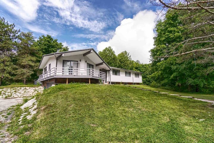 Luxury Estate In Caledon On! - Caledon