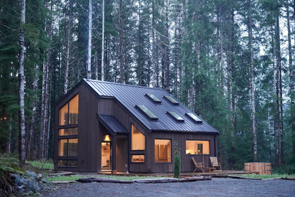 Canada Vacation Rentals (5 out of 5) - Airbnb