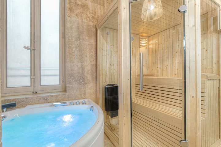 Studio Cosy Avec Jacuzzi Et Sauna Au Cœur De Lyon - Lione