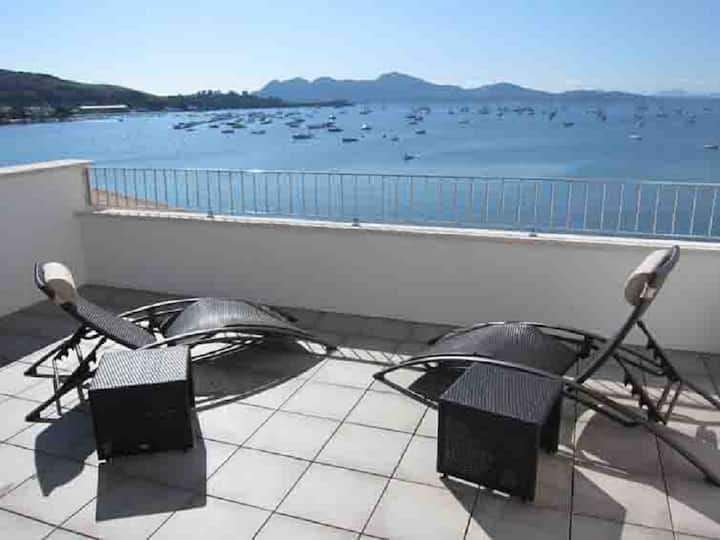 Penthouse Seafront Apartment - Pollença