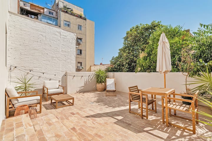 Luminoso Apartamento Con Terraza Privada - Sant Boi de Llobregat