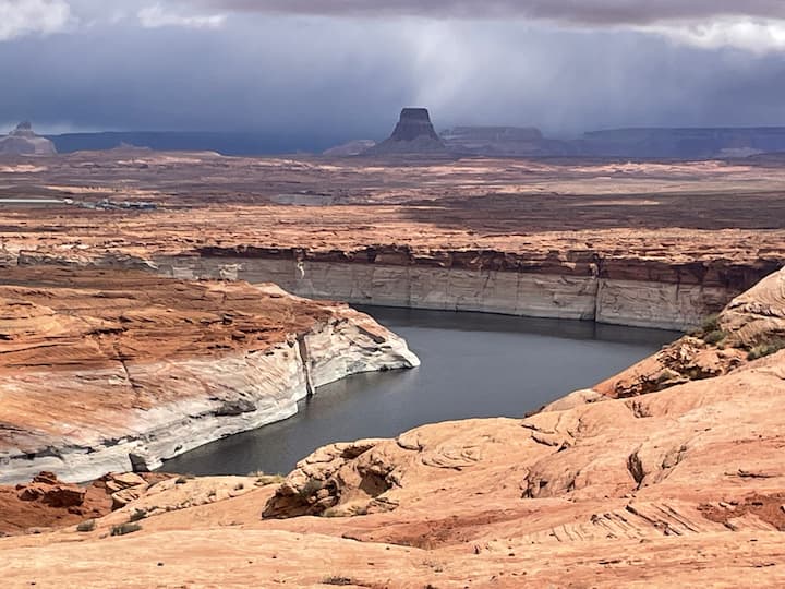 Views~views~views! Great Location Great Amenities - Page, AZ