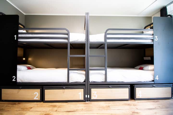 Generator - Private 6-bed Room - Shared Bathrooms - Dublin