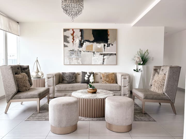 Penthouse De Lujo Junto Al Sheraton | Free Parking - Guayaquil