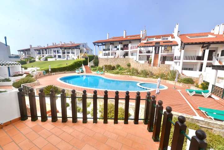 'Blue' - Apartment With 3 Pools - São Martinho do Porto