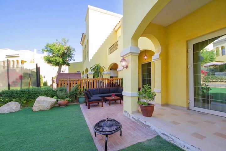 Al Waha Paws House -