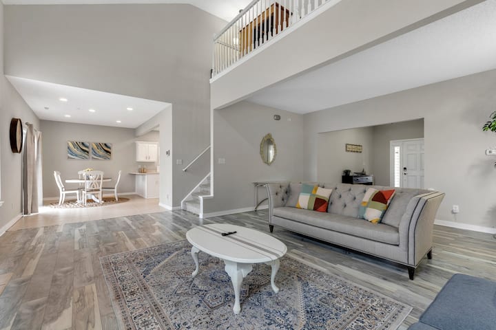 Beautiful 3 Bd Home In Fishers With Ev Charger - Fishers, IN