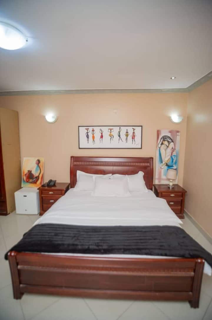 Extra Large Room Including Free Breakfast - Lubumbashi