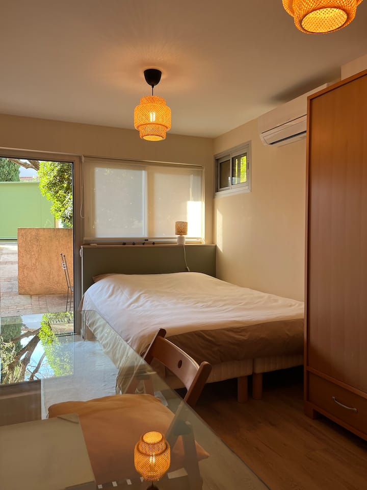 Studio Climatisé Dans Rez De Chaussée Villa - Montpellier
