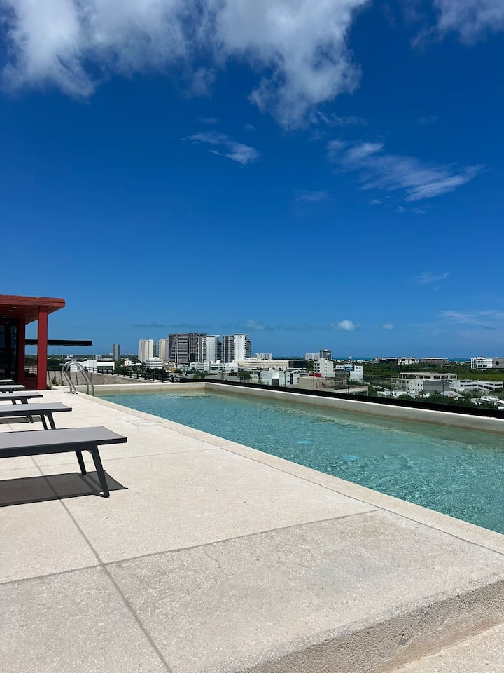 New Business Centric Loft With Gym And Pool - 坎昆