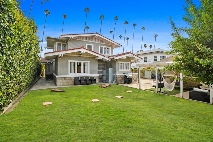 House With Hot Tub - Hollywood, CA