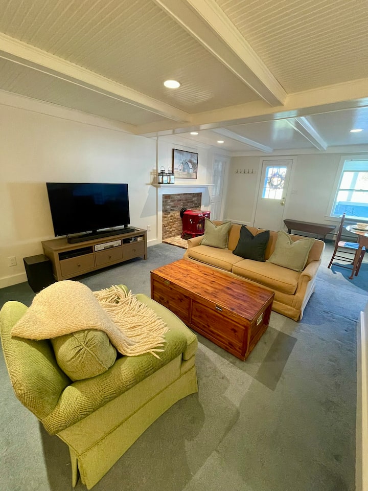 Charming One-bedroom Retreat - Quechee, VT