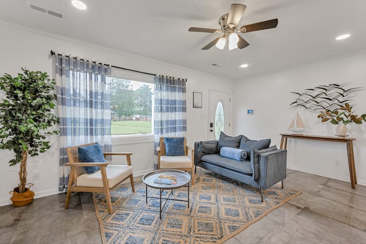3 Br Oasis On The River! 8 Min To Casino! - Portsmouth, VA