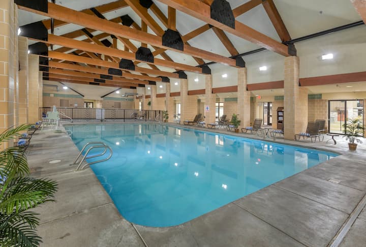 West Yellowstone 2 Bdrm Twin #2 Condo Resort - West Yellowstone, MT