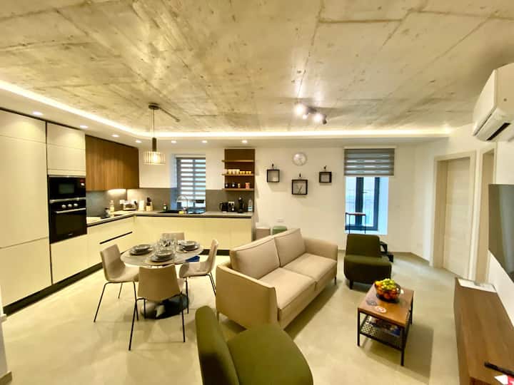 New, Full Kitchen, Laundry 2 Bed 2 Bath Apartment - Malta