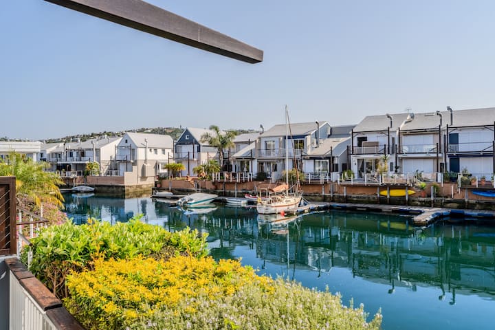 Knysna Waterfront Magic - Luxury Villa - Knysna