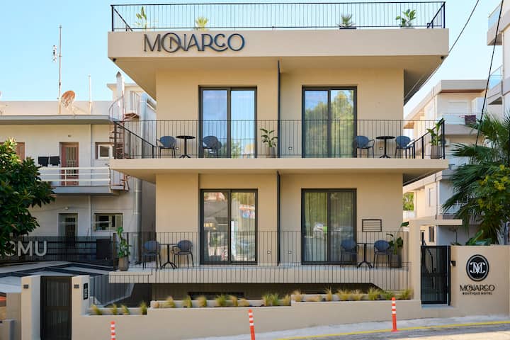 Monarco Executive Rooms-deluxe Triple Room - Rhodos