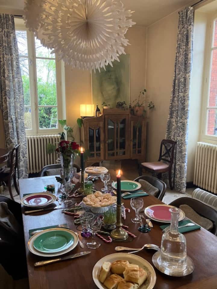 La Hutte D'argo - Chambres D'hôtes - Montceau-les-Mines