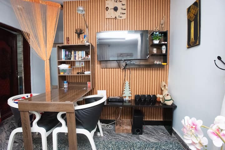 Vacation @
The Pelican This Summer - Nigeria